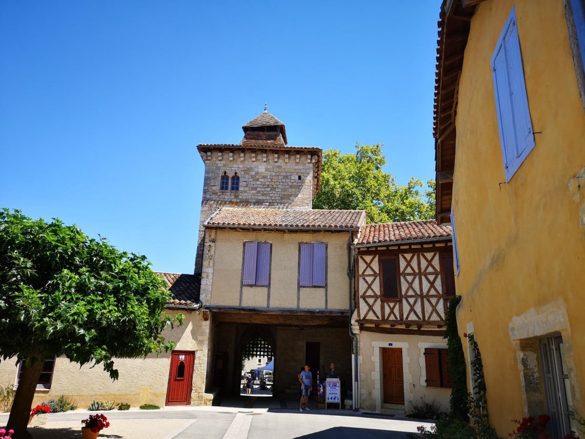 Sarrant - Site officiel de l'Office de Tourisme Bastides de Lomagne ...
